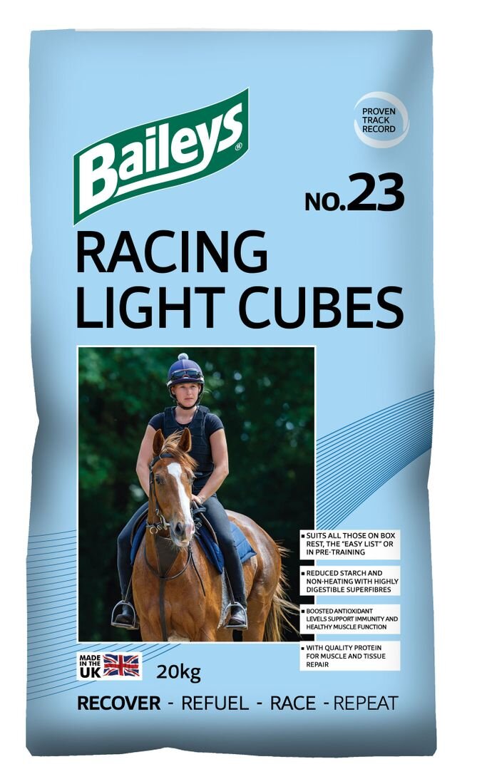 Baileys No. 23 Racing Light Cubes 20kg - horse and hoof