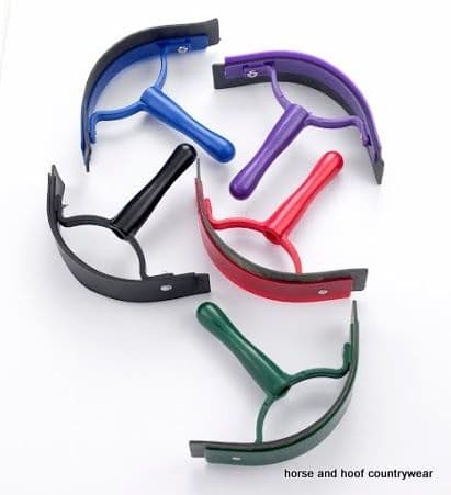 Lincoln Plastic Sweat Scraper - horse and hoof