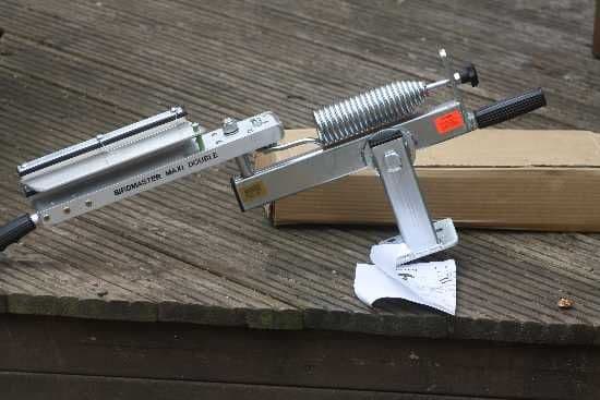 Maxi Double Clay Pigeon Trap Launcher - horse and hoof